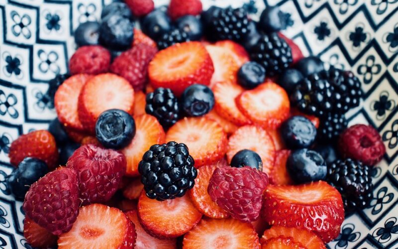 Challenges of Eating Healthy on a Tight Budget – Better Minute